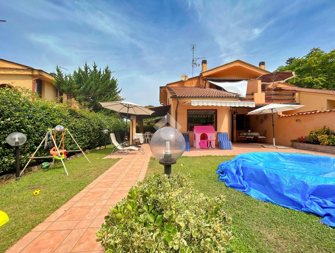 Villa in vendita a Ronciglione