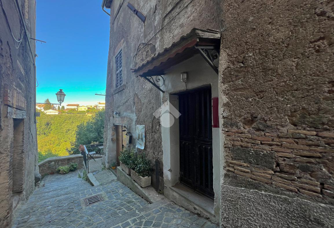 Appartamento in vendita a Ronciglione