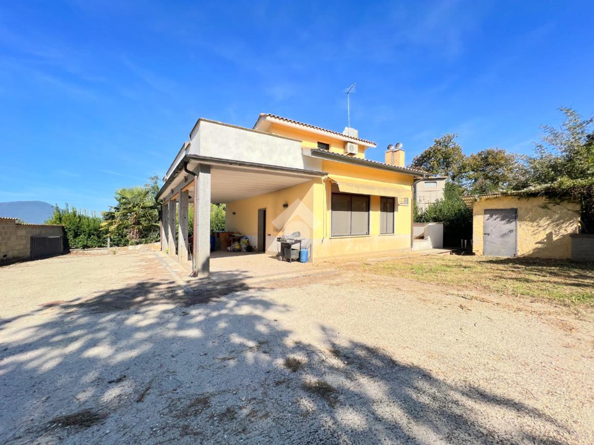 Villa in vendita a Ronciglione