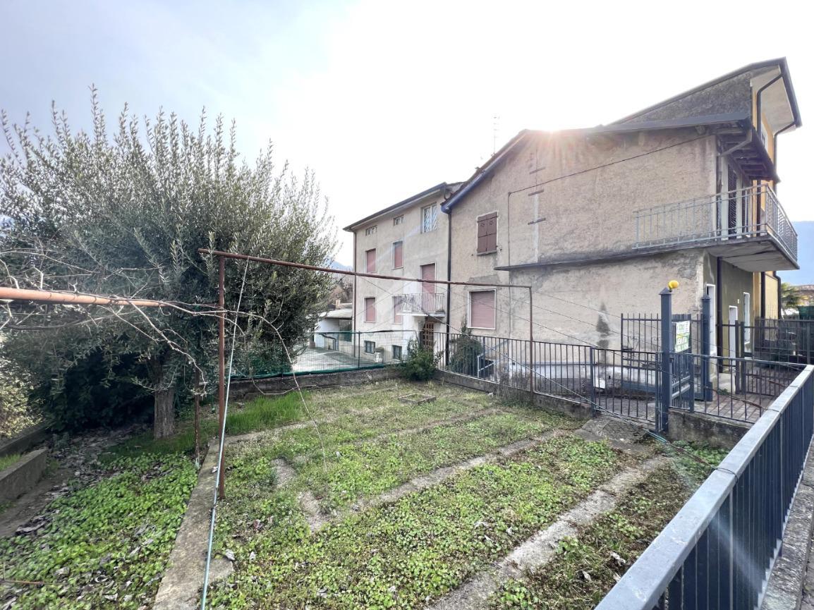 Casa indipendente in vendita a Nave