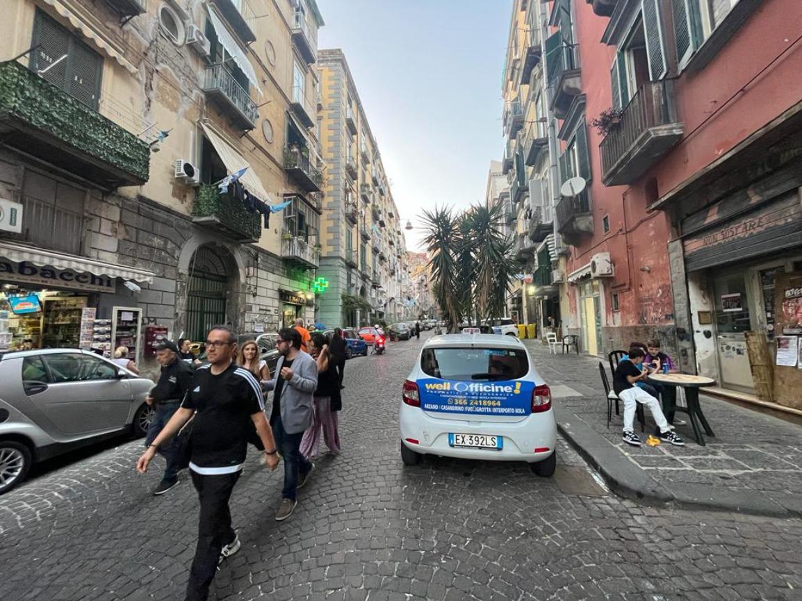Negozio in vendita a Napoli