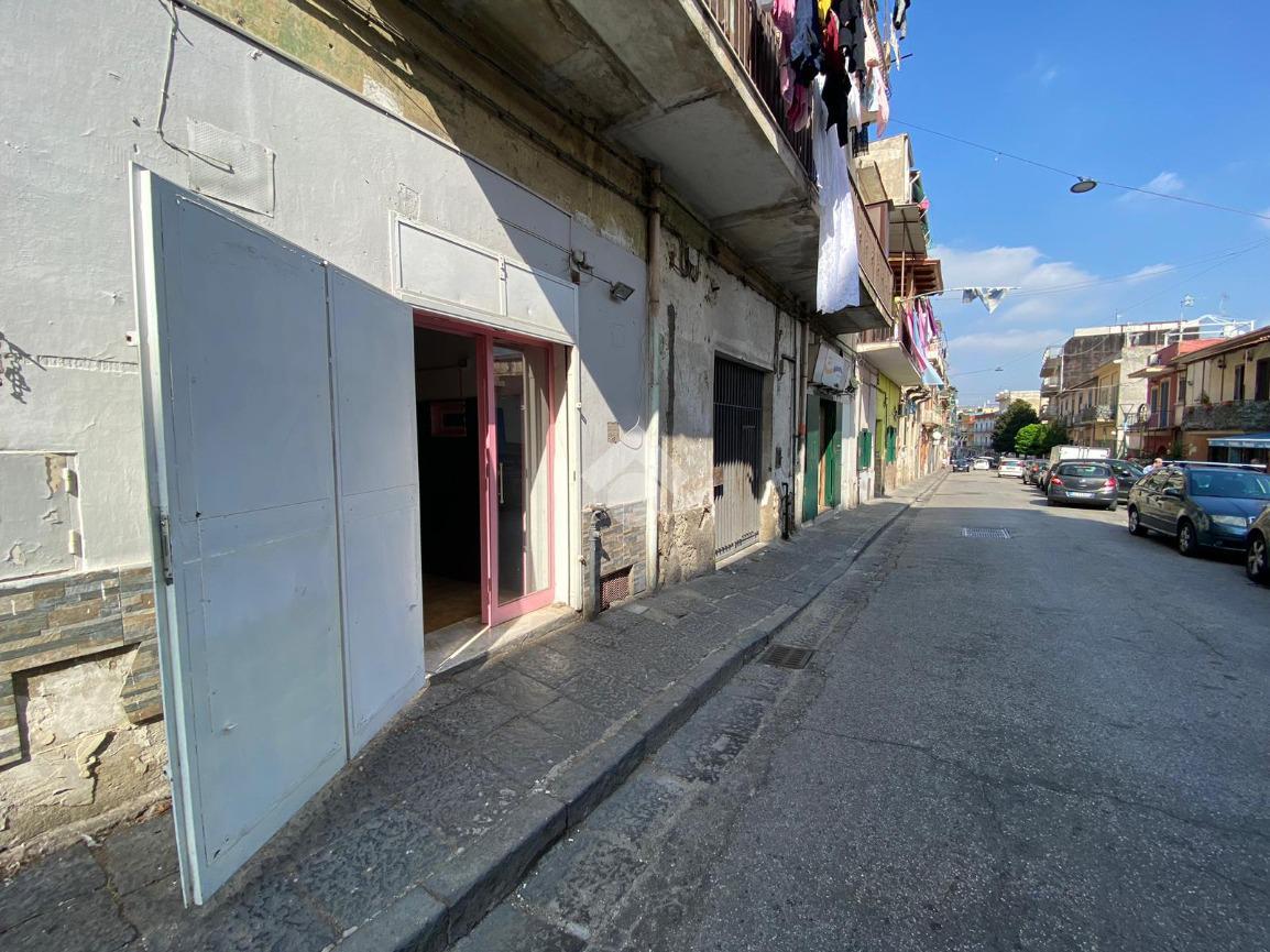 Negozio in vendita a Napoli