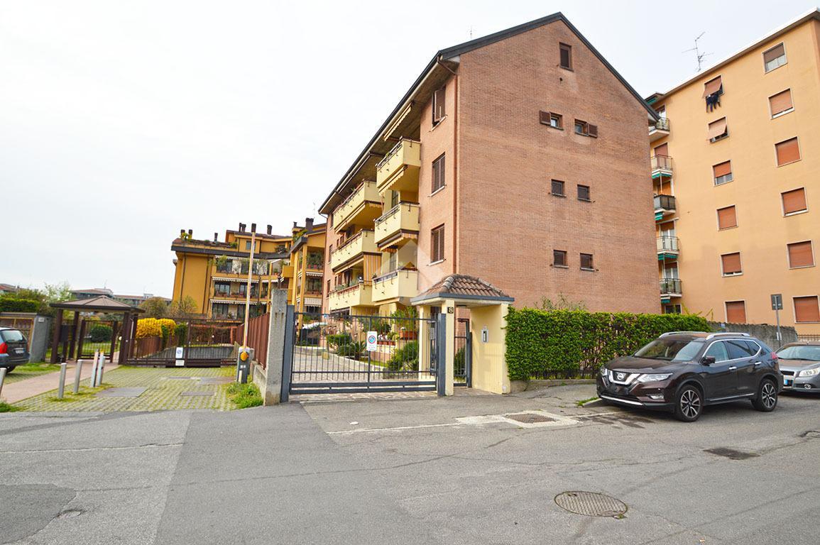 Box in vendita a Monza