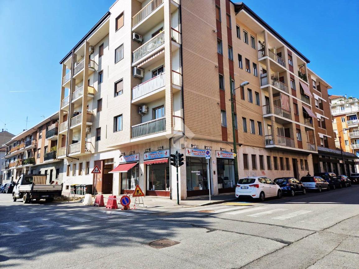 Negozio in affitto a Torino