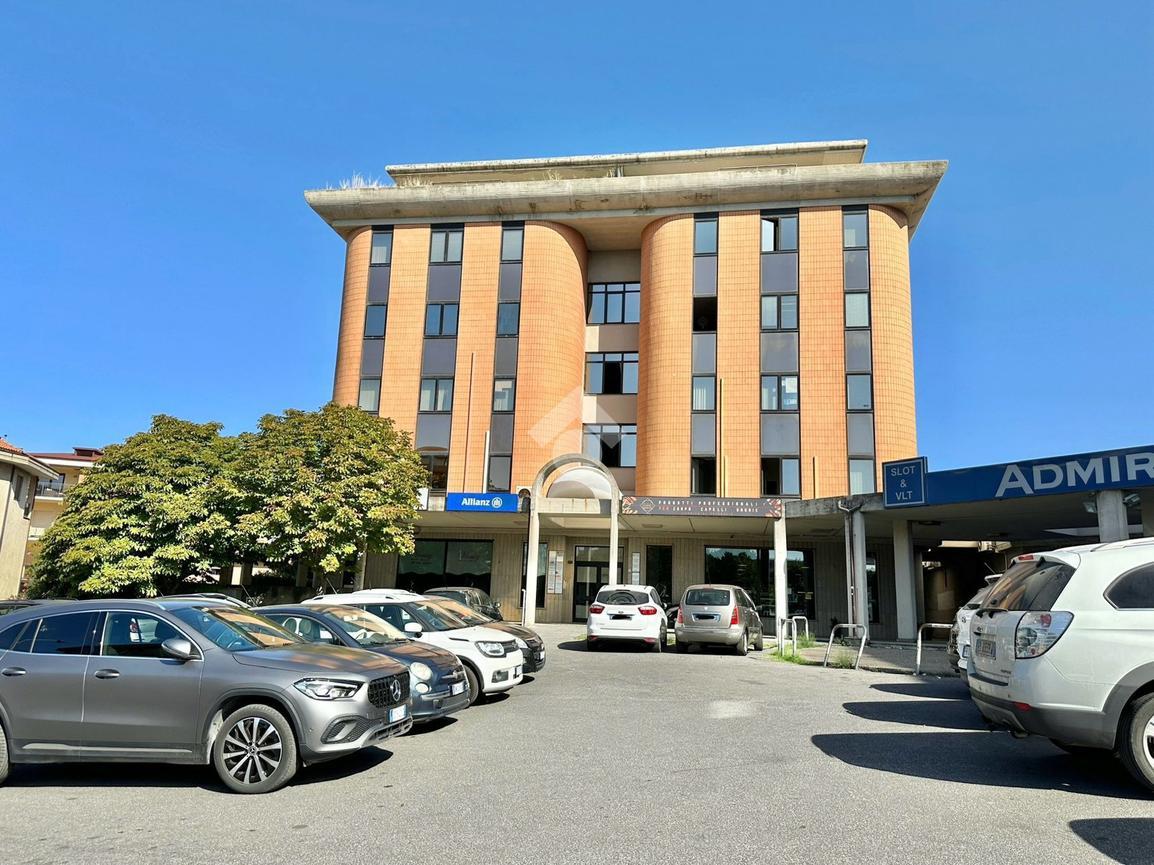 Ufficio in vendita a Viterbo