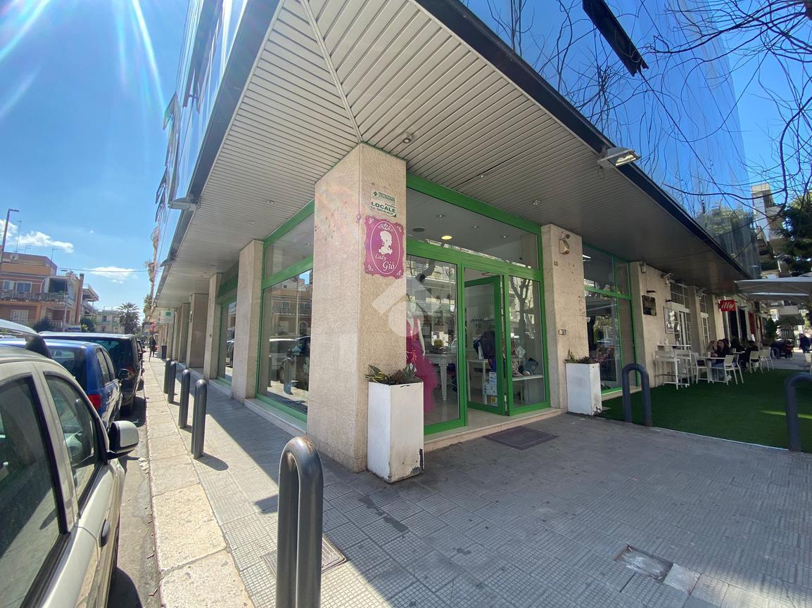 Negozio in affitto a Cerignola