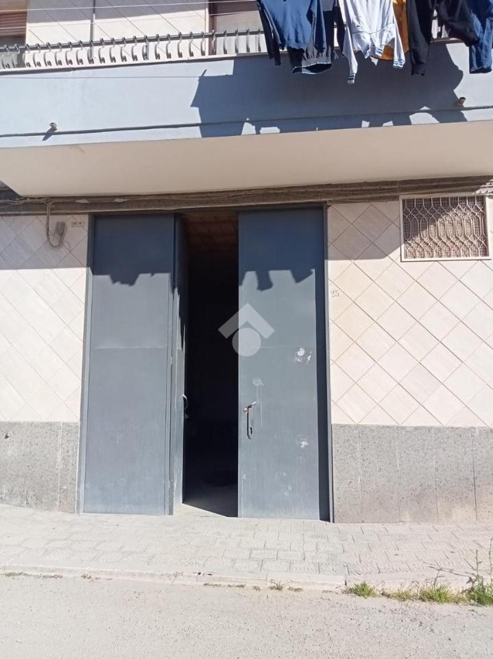 Magazzino in vendita a Cerignola