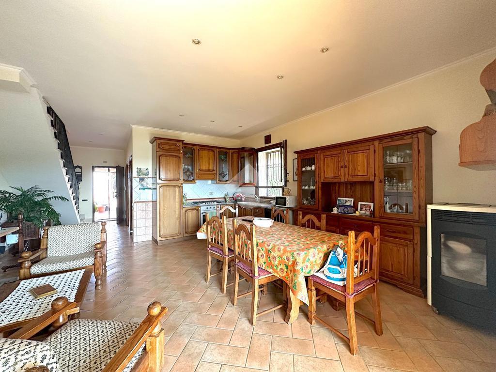 Villa in vendita a Lanuvio