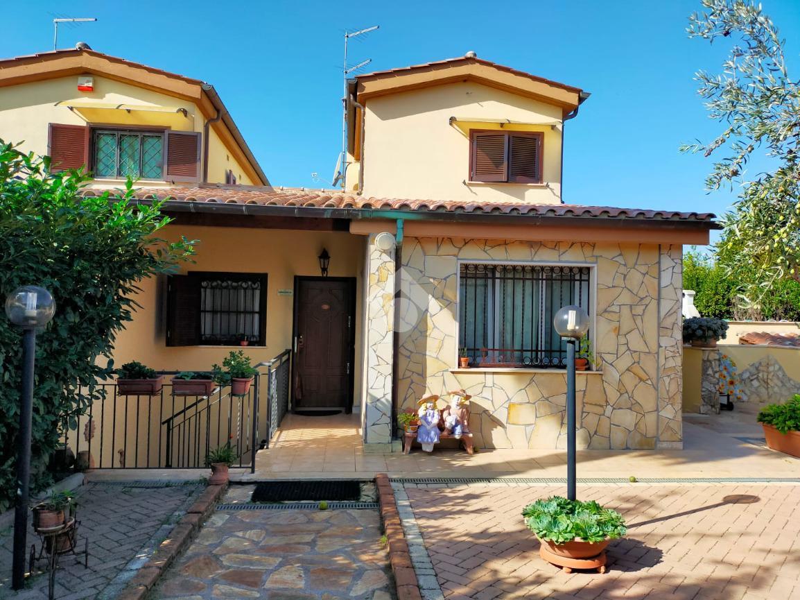 Villa a schiera in vendita a Lanuvio