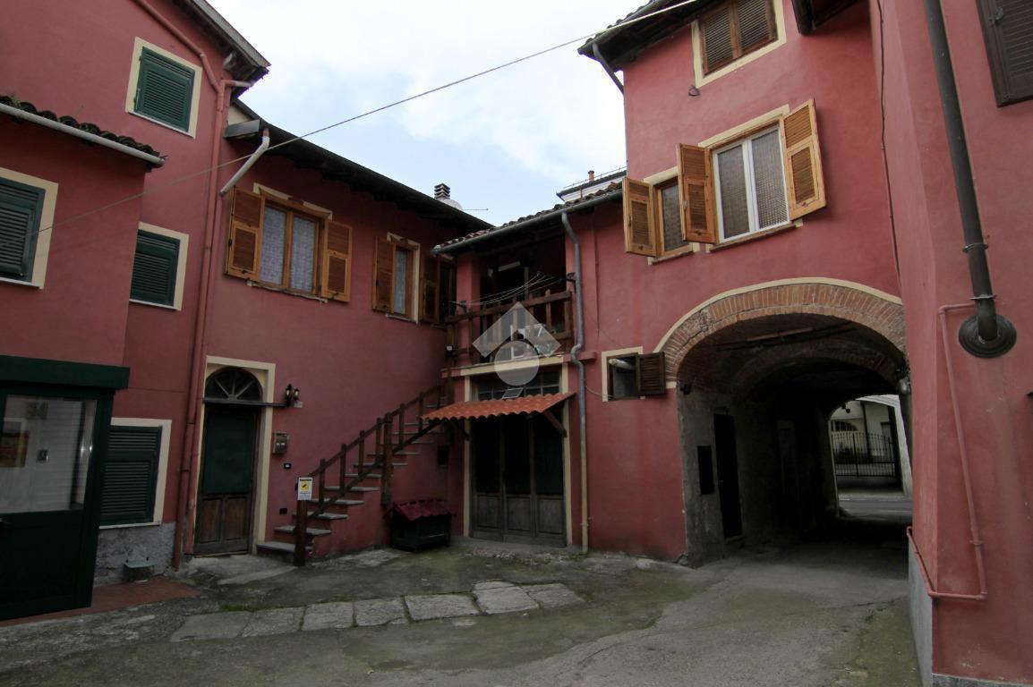 Appartamento in vendita a Gavi