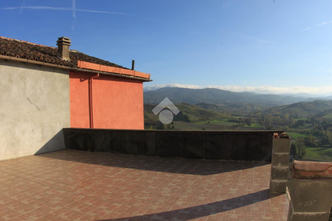 Casa indipendente in vendita a Parodi Ligure