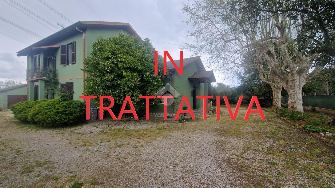 Villa in vendita a Latina