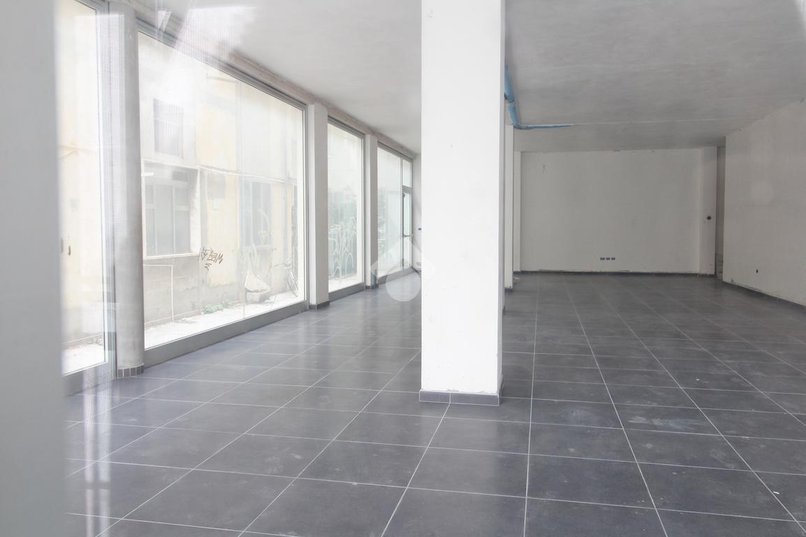 Negozio in vendita a Giulianova