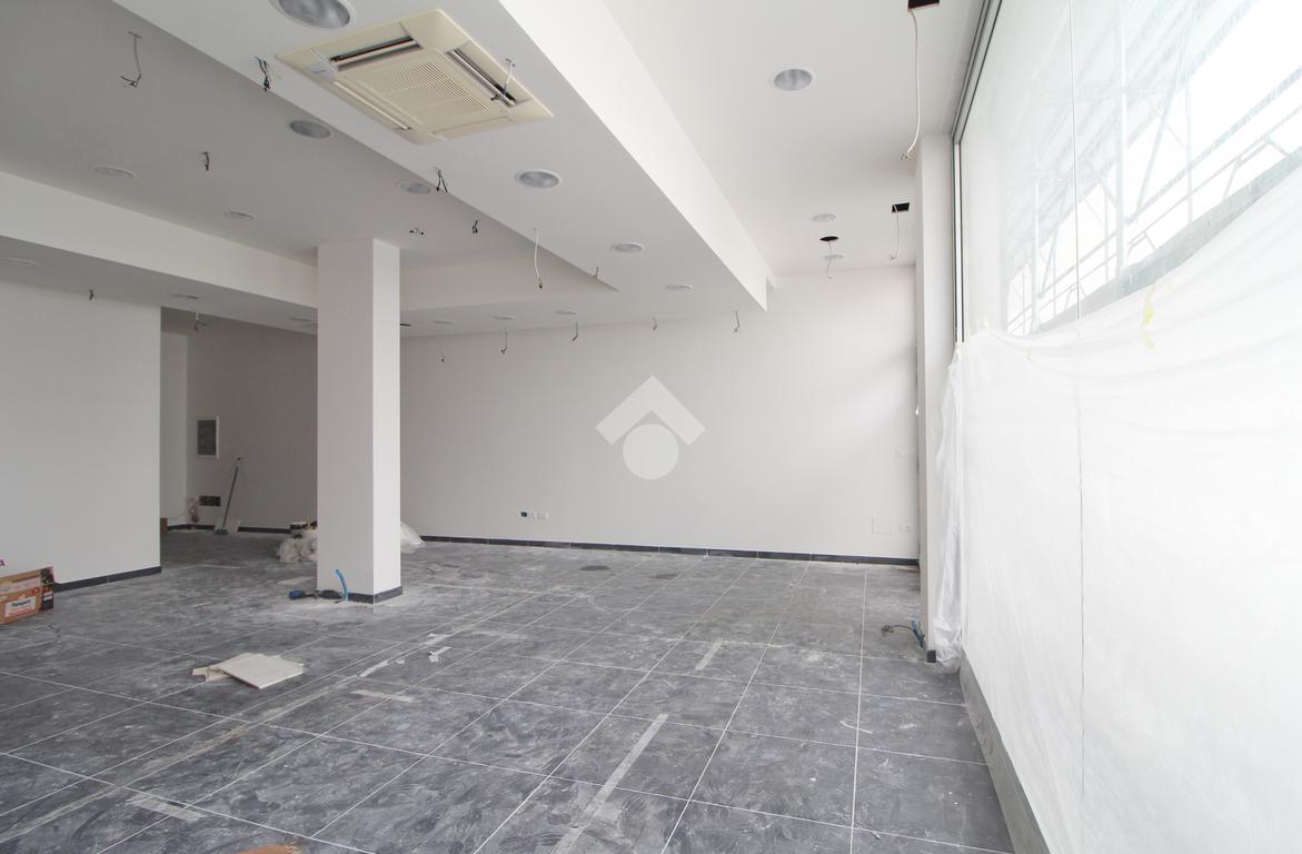 Negozio in vendita a Giulianova