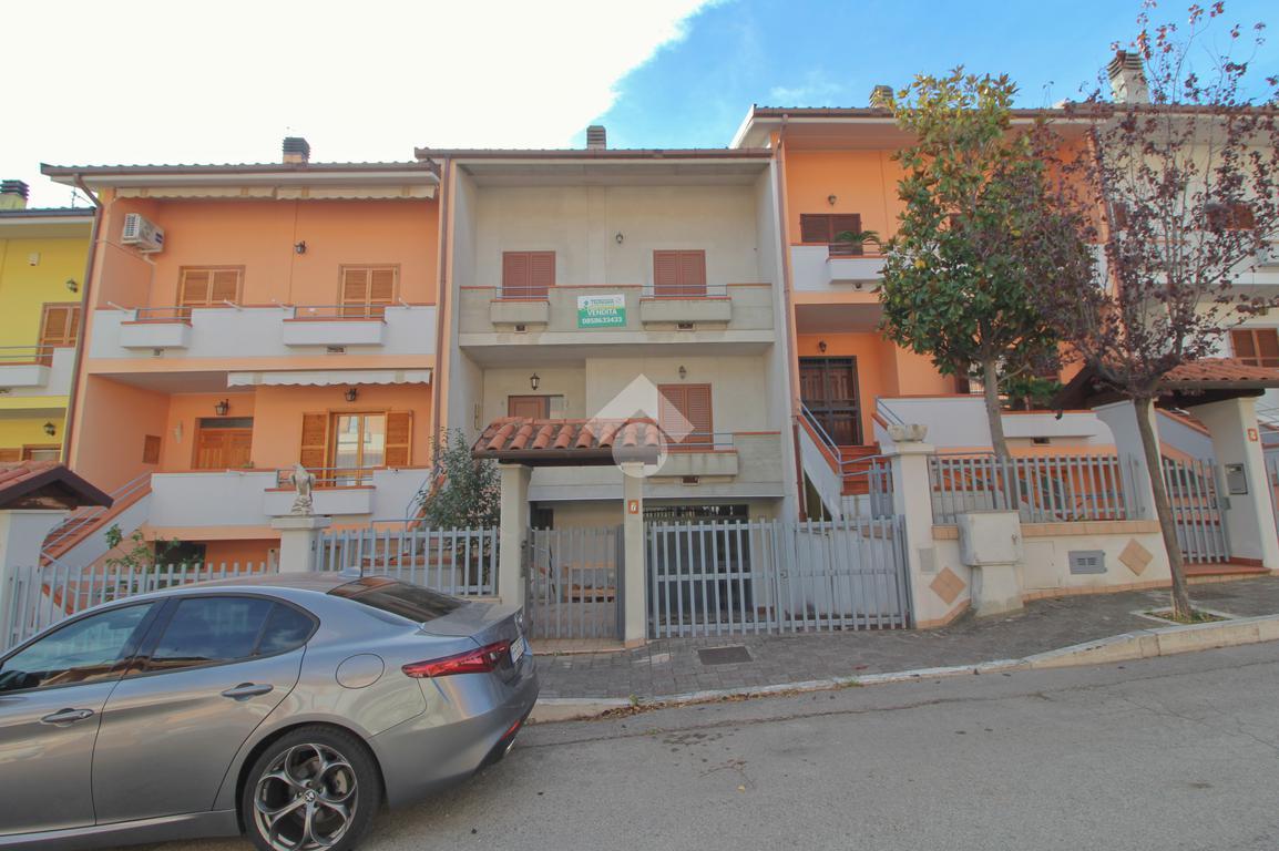Villa a schiera in vendita a Mosciano Sant'Angelo