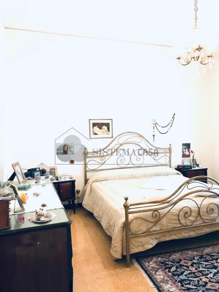 Appartamento in vendita a Follo