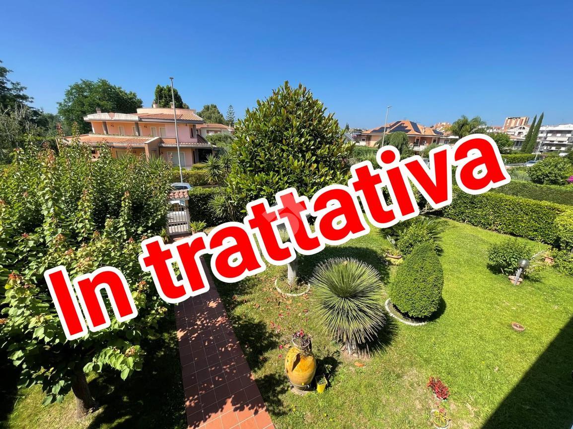 Villa in vendita a Latina