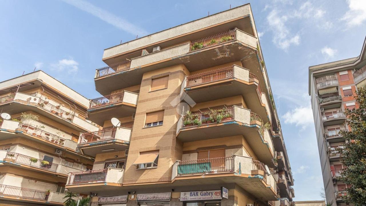 Appartamento in vendita a Guidonia Montecelio