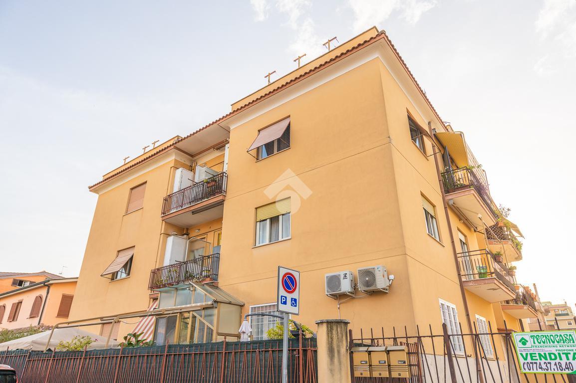 Appartamento in vendita a Guidonia Montecelio