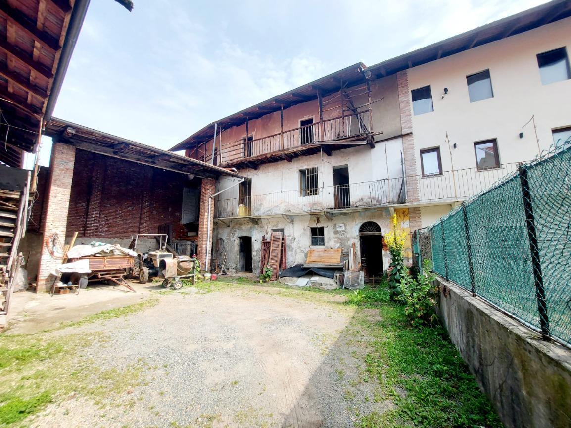 Casa indipendente in vendita a Villanova Canavese