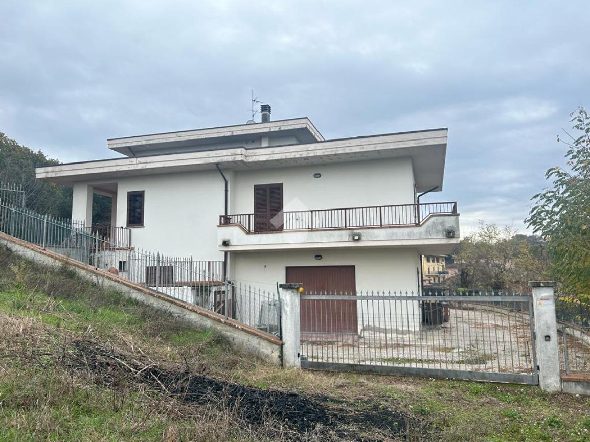 Villa in vendita a Deruta
