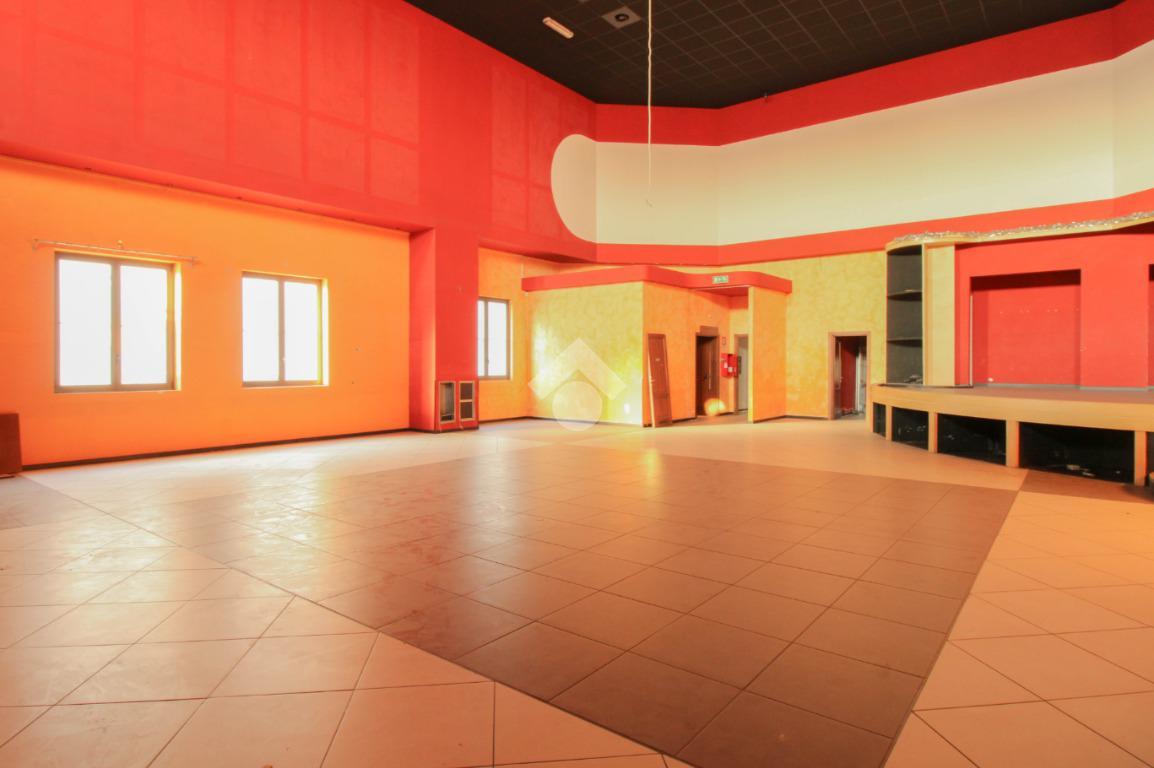 Negozio in vendita a Cazzago San Martino