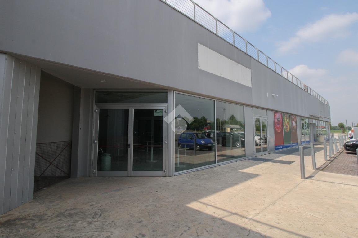 Negozio in affitto a Cologne