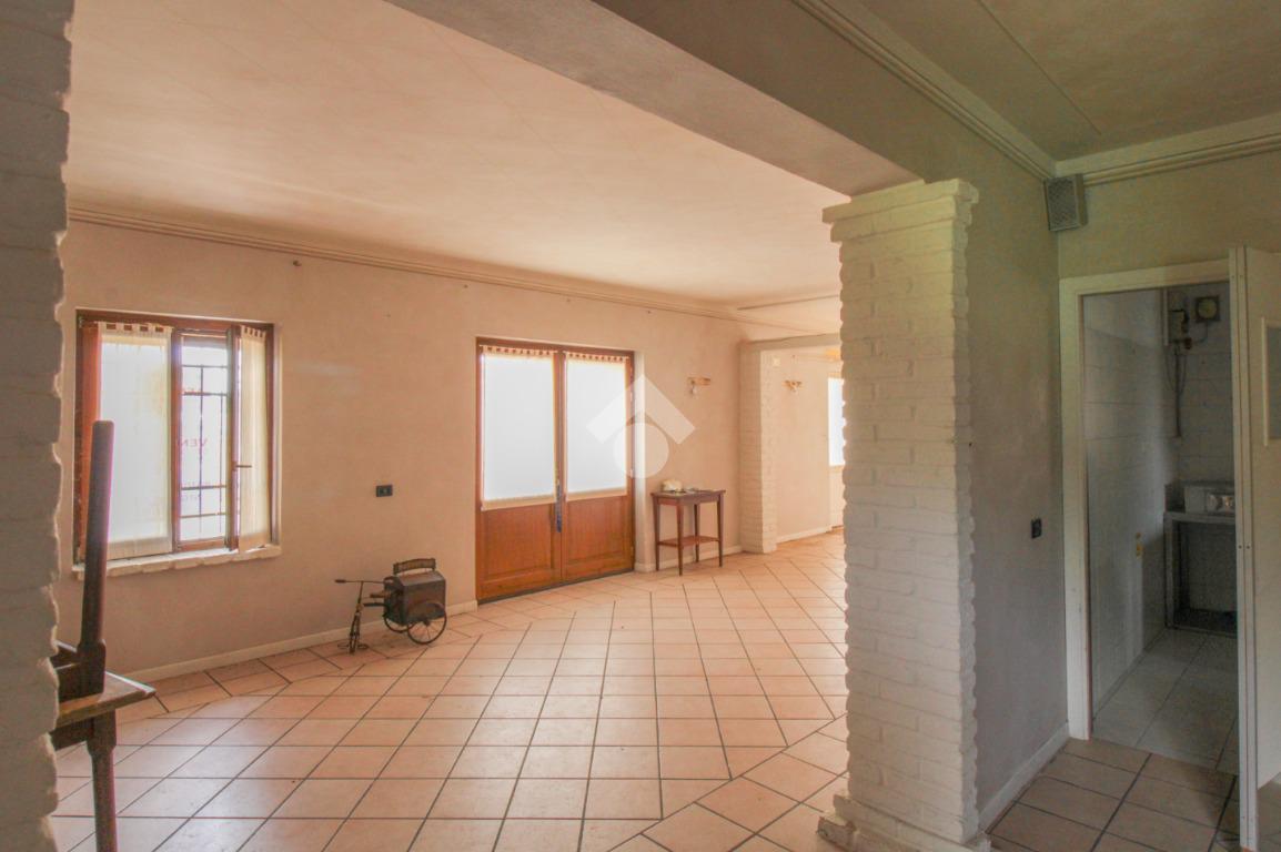 Negozio in affitto a Castrezzato