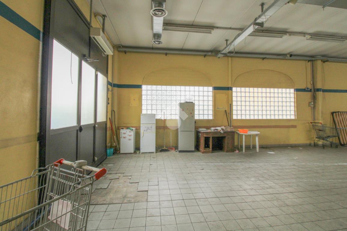 Negozio in affitto a Ospitaletto