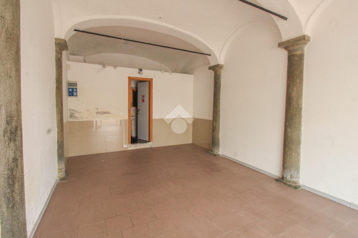 Ufficio in affitto a Rovato