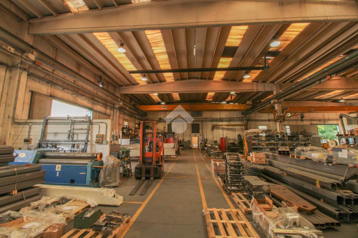 Capannone in vendita a Corte Franca