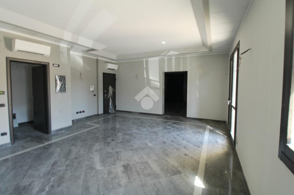 Ufficio in affitto a Rovato