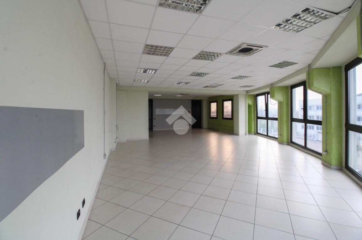 Ufficio in vendita a Torbole Casaglia