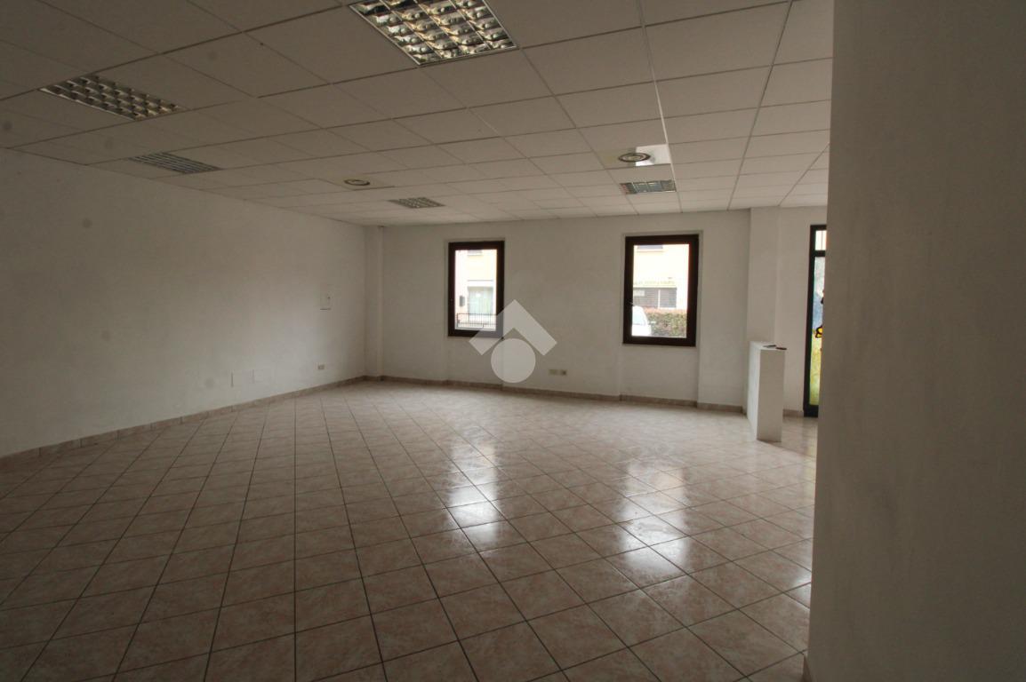 Ufficio in vendita a Paderno Franciacorta
