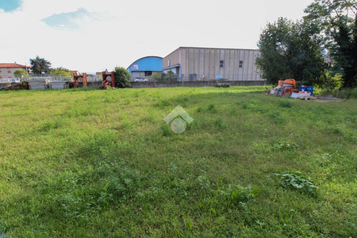 Terreno edificabile in vendita a Travagliato