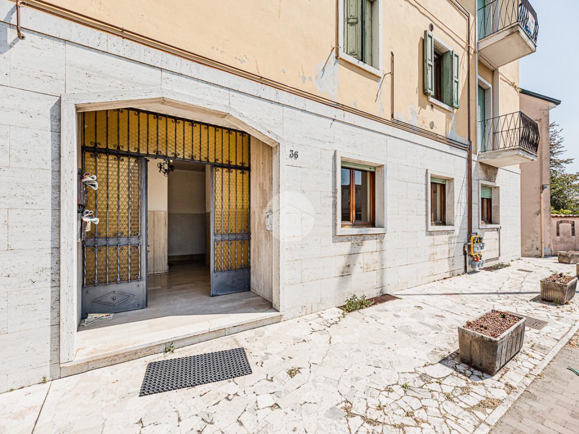 Appartamento in vendita a Villafranca Di Verona