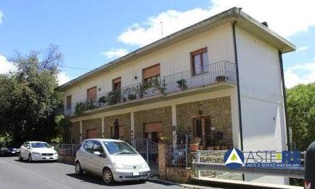 Appartamento in vendita a Montaione