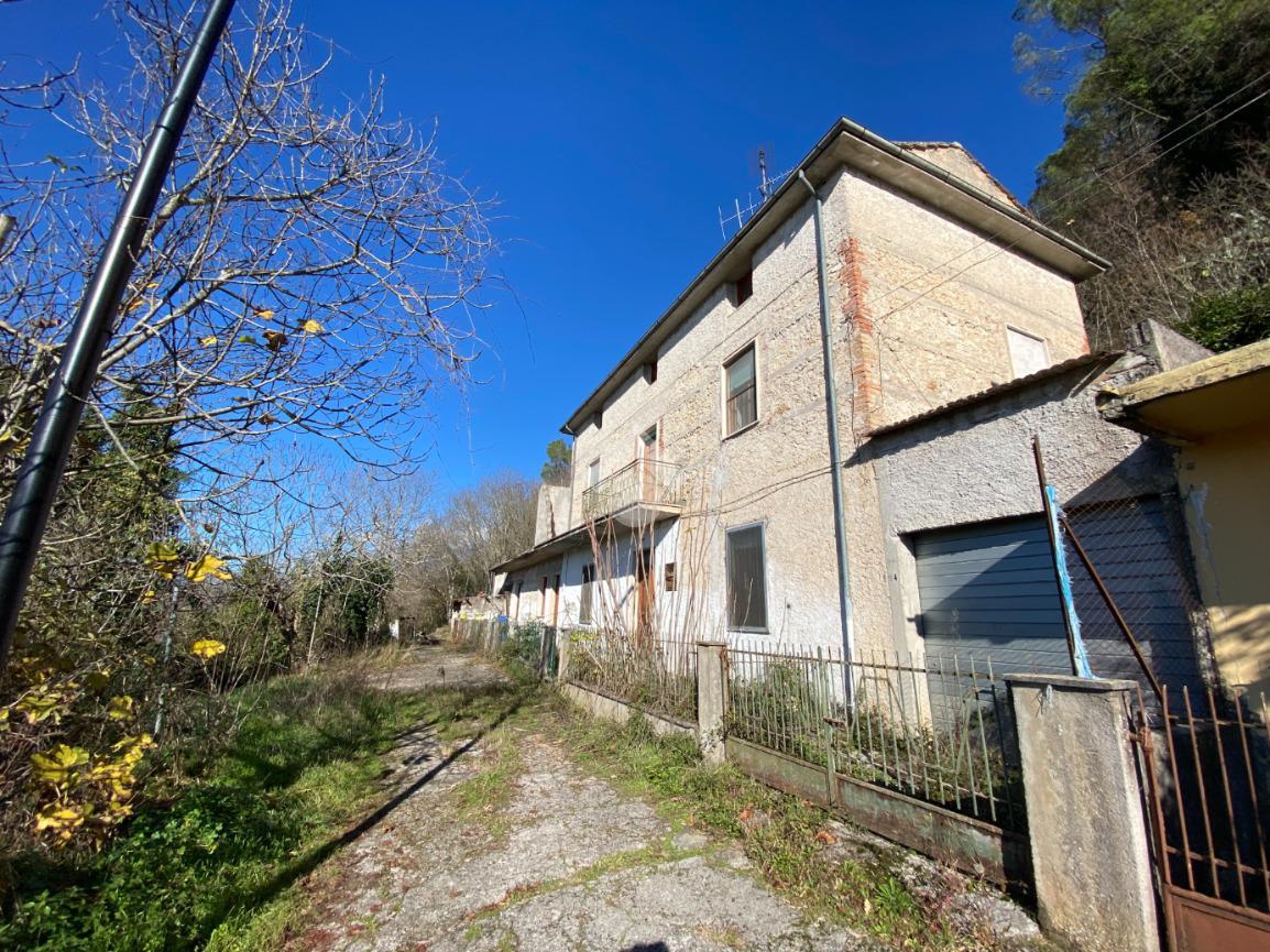 Casa indipendente in vendita a Posta Fibreno