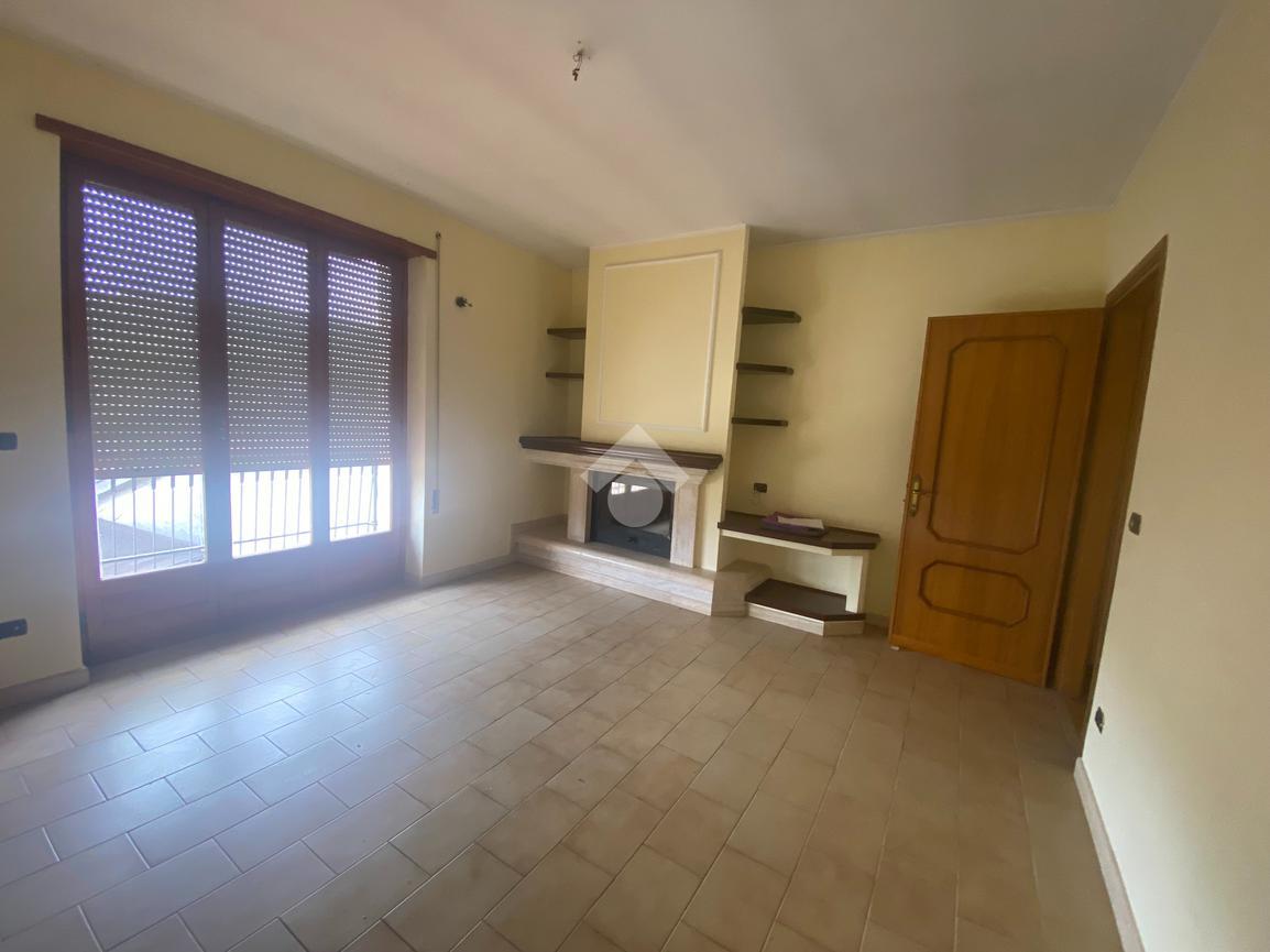 Appartamento in vendita a Broccostella