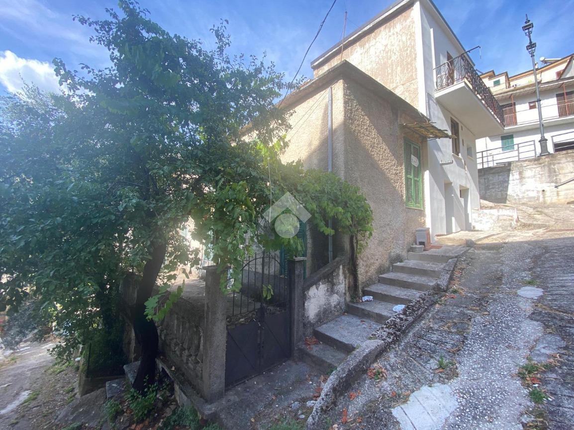 Casa indipendente in vendita a Pescosolido