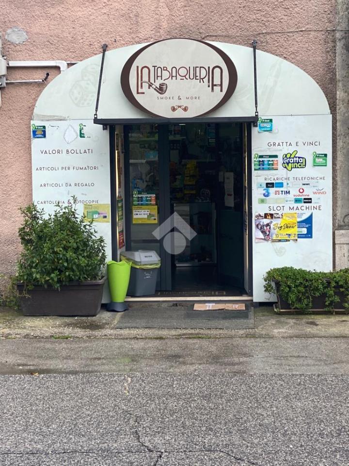 Negozio in vendita a Sora