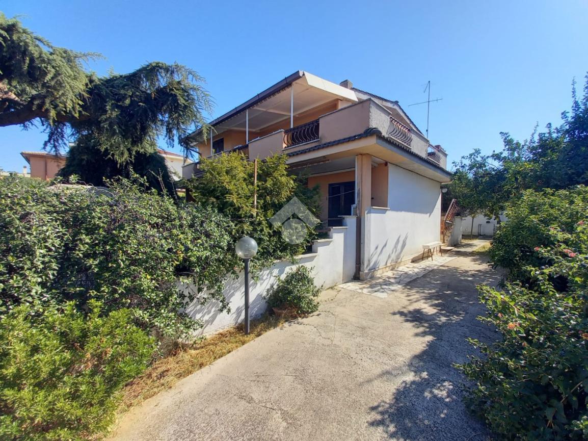 Appartamento in vendita a Ardea