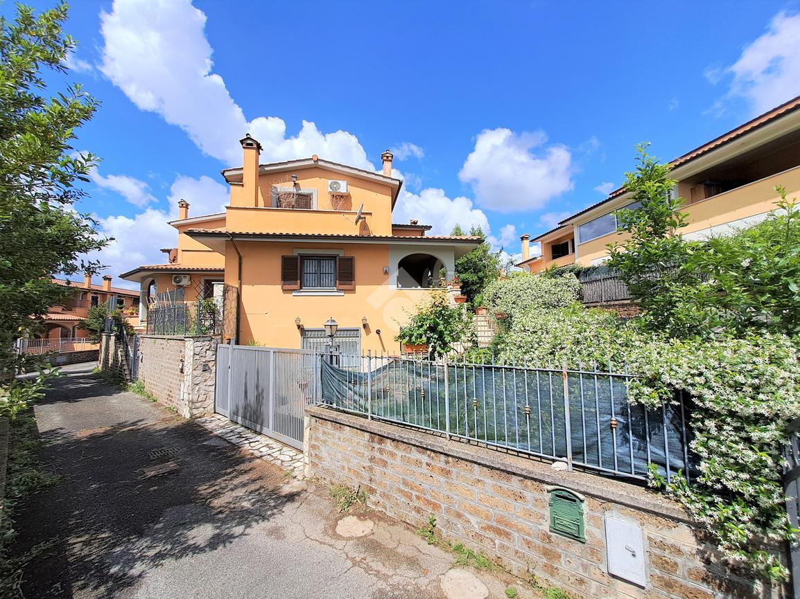 Villa in vendita a Rignano Flaminio