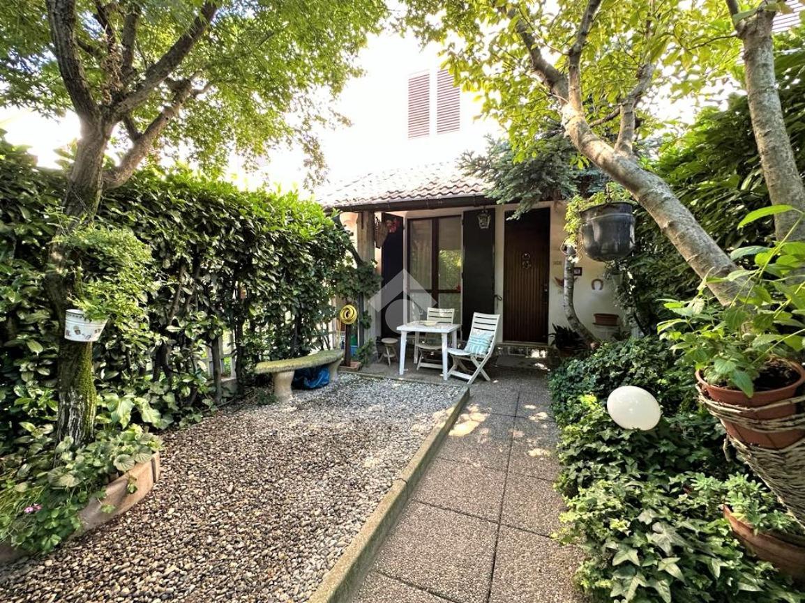 Villa a schiera in vendita a Garbagnate Milanese