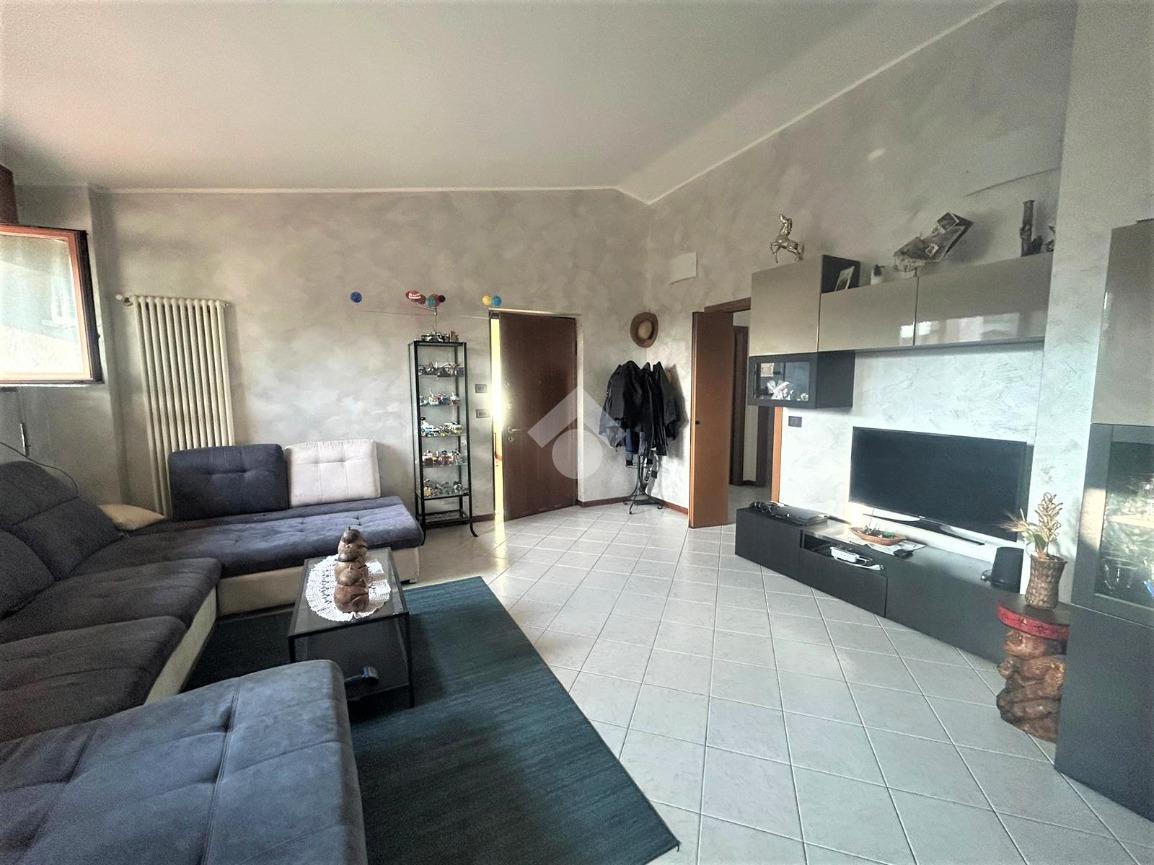 Villa in vendita a Garbagnate Milanese