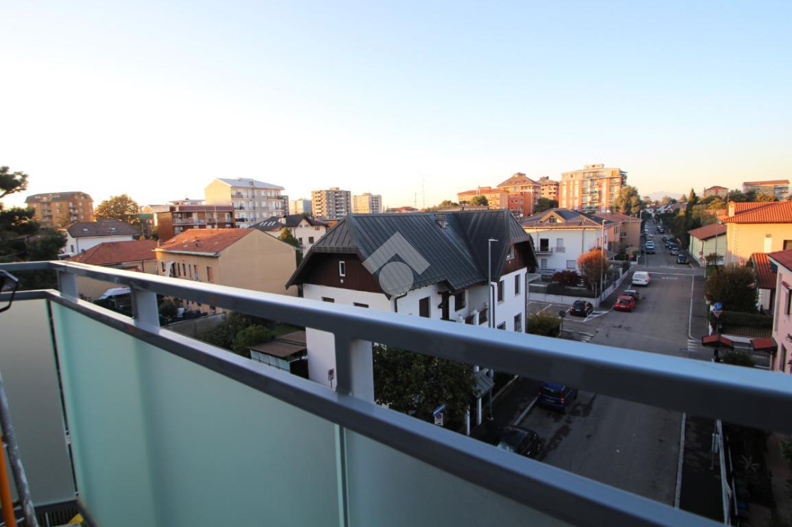 Appartamento in vendita a Garbagnate Milanese