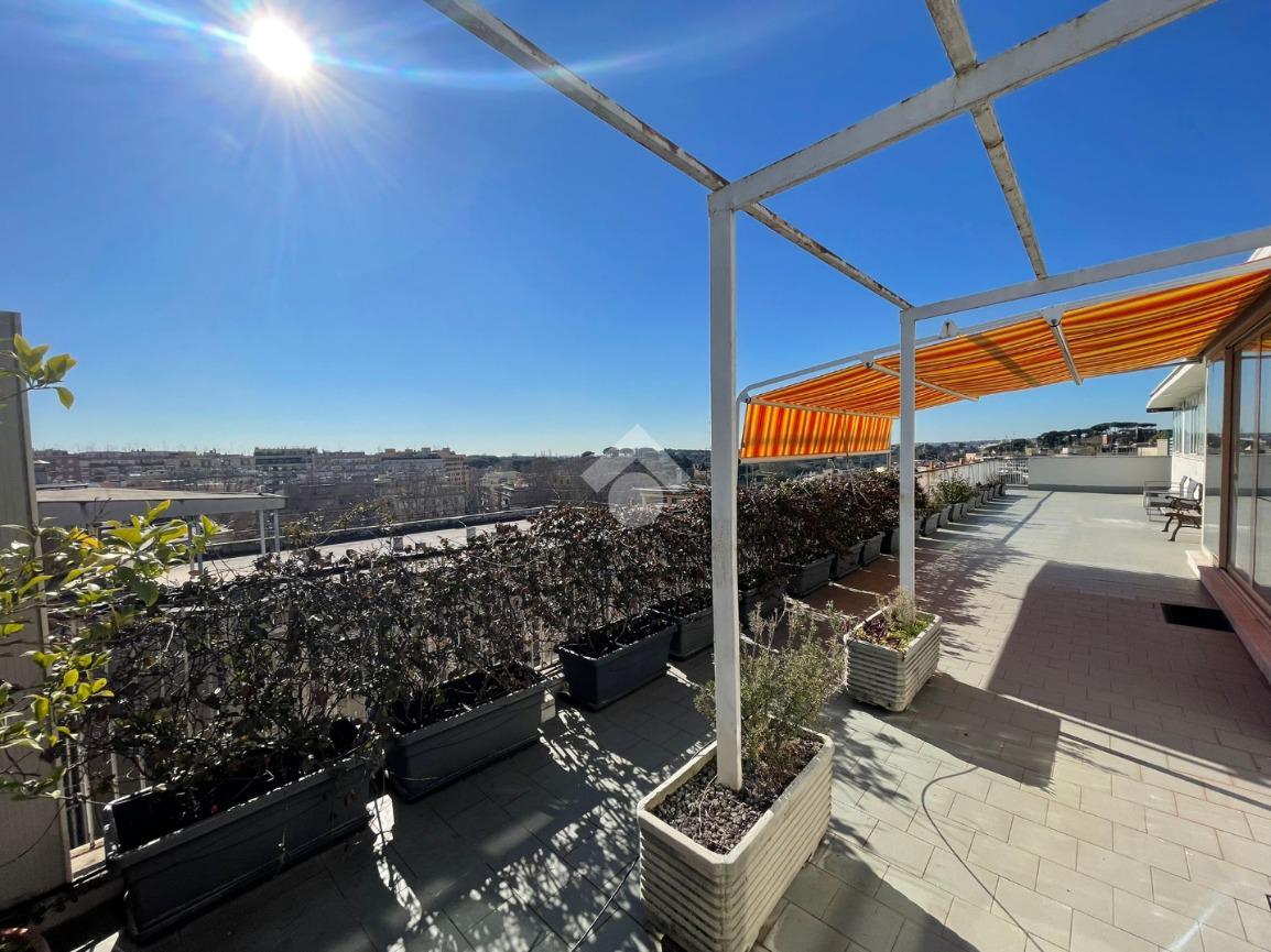 Attico in vendita a Roma