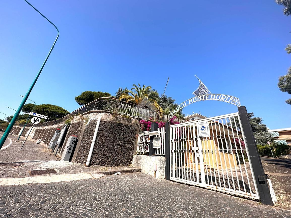 Appartamento in vendita a Torre Del Greco