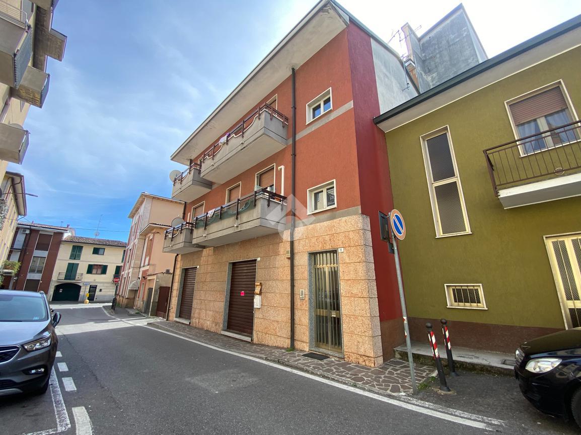 Quadrilocale in Via Alessandro Manzoni 11, Vailate