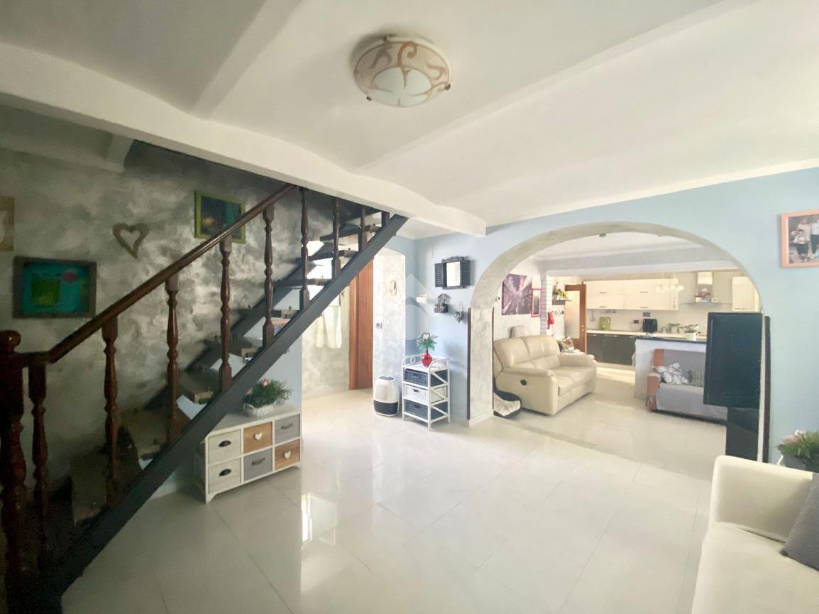 Casa indipendente in vendita a Ronco Scrivia